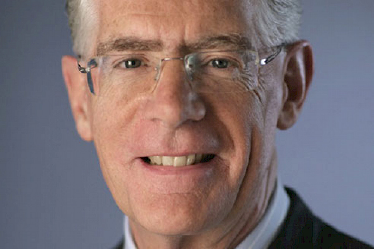 Ein Urgestein tritt ab | People | Aktuell | investrends.ch