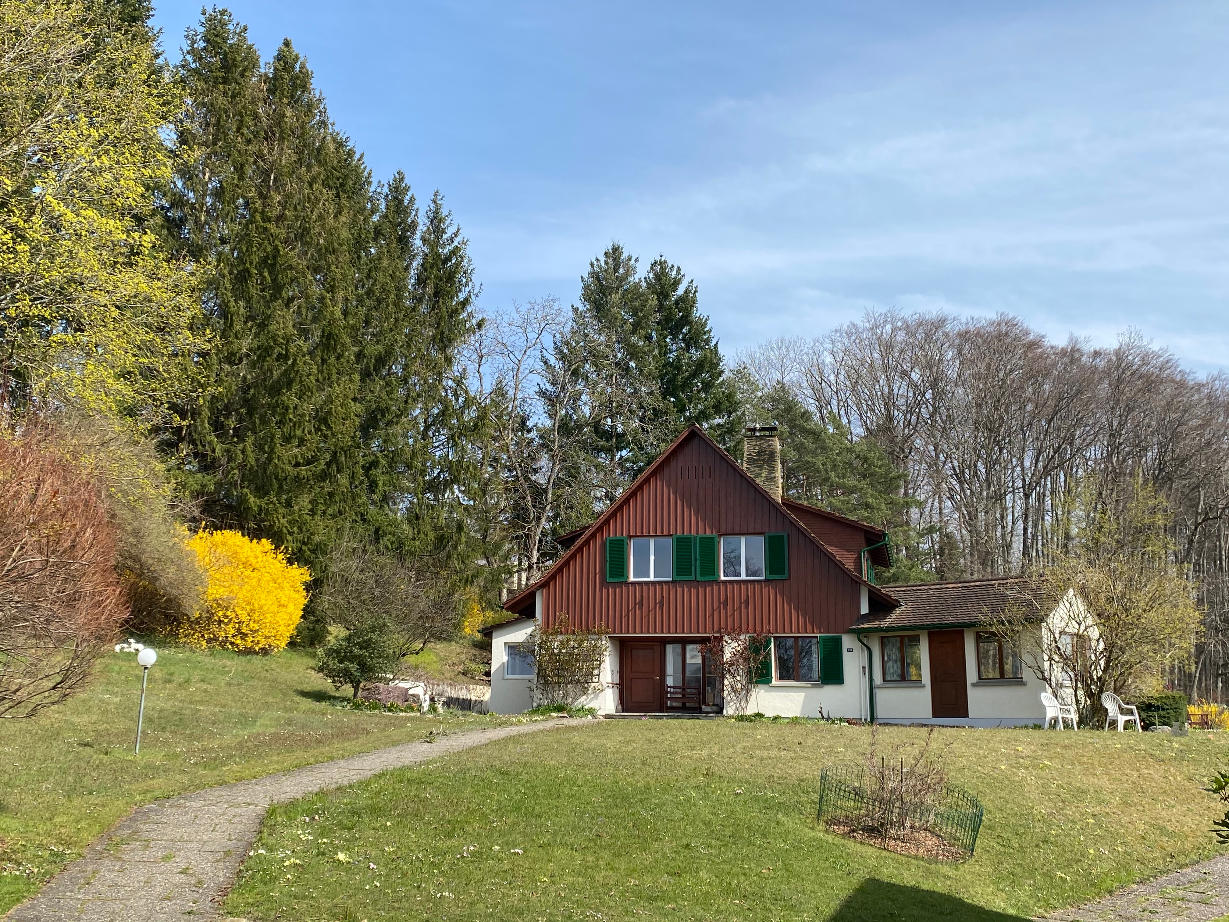 Eigenheimpreise haben Ende März noch nicht auf Corona-Krise reagiert ...