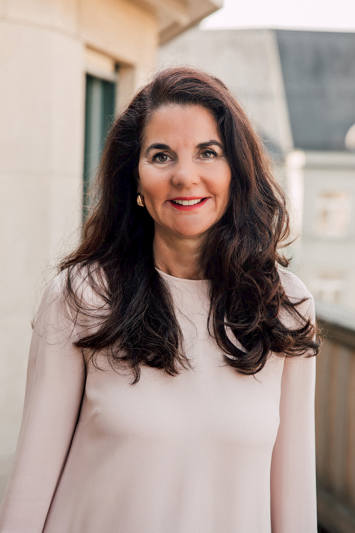 Ex-UBS-Kaderfrau wird Metaverse-Botschafterin | People | Aktuell ...